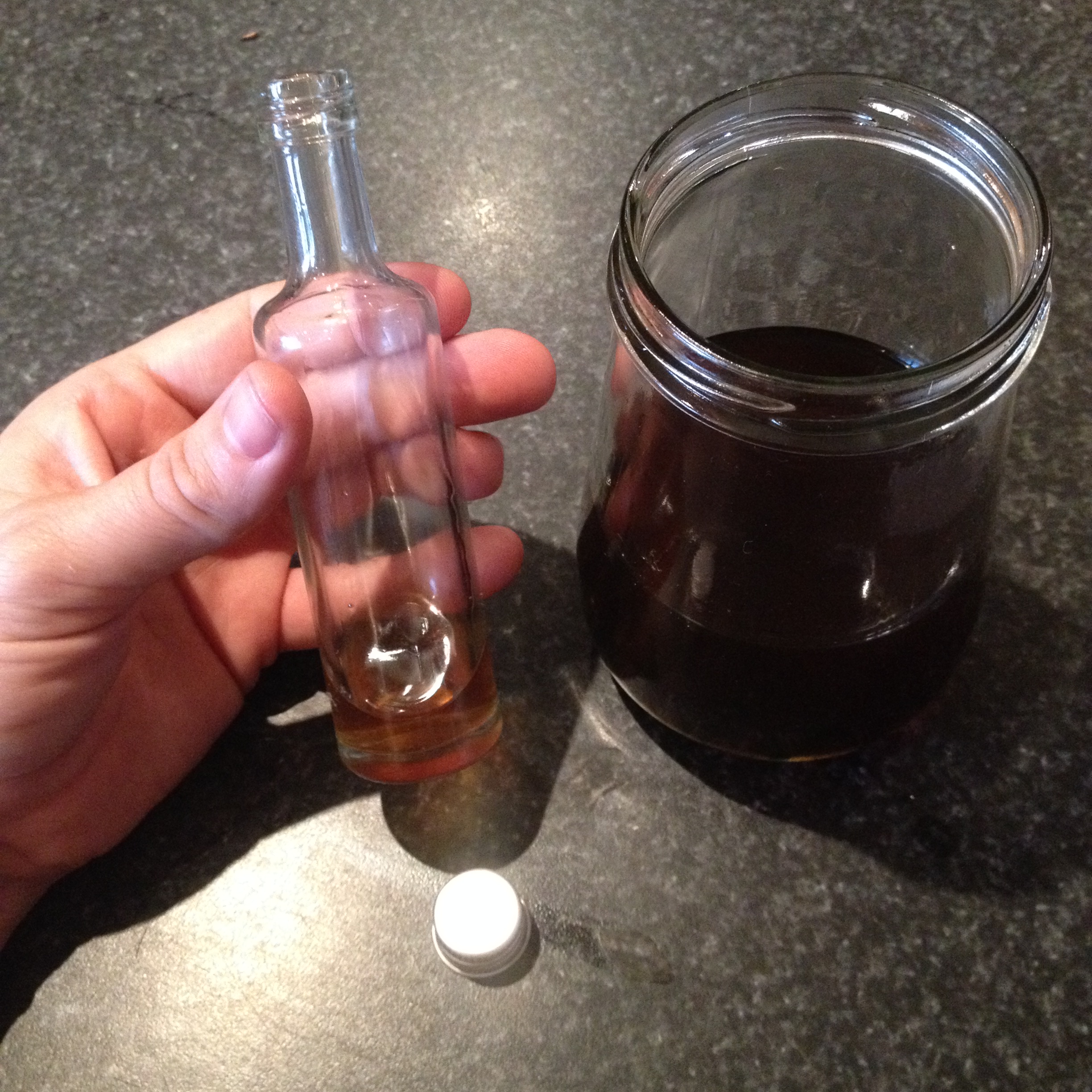 Homemade vanilla extract for your zero waste kitchen – Gippsland Unwrapped
